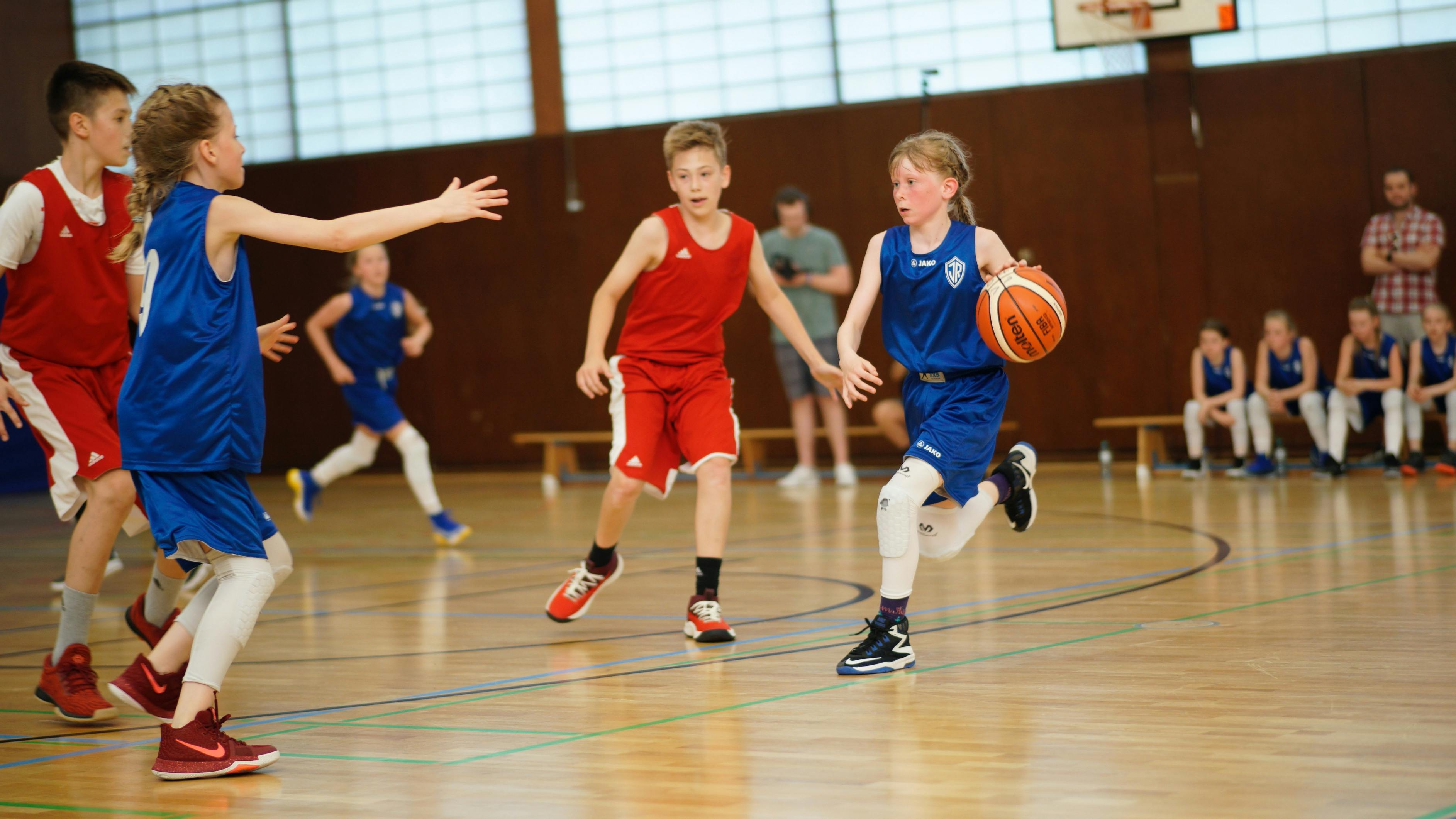 Hækkum rána | Skjaldborg