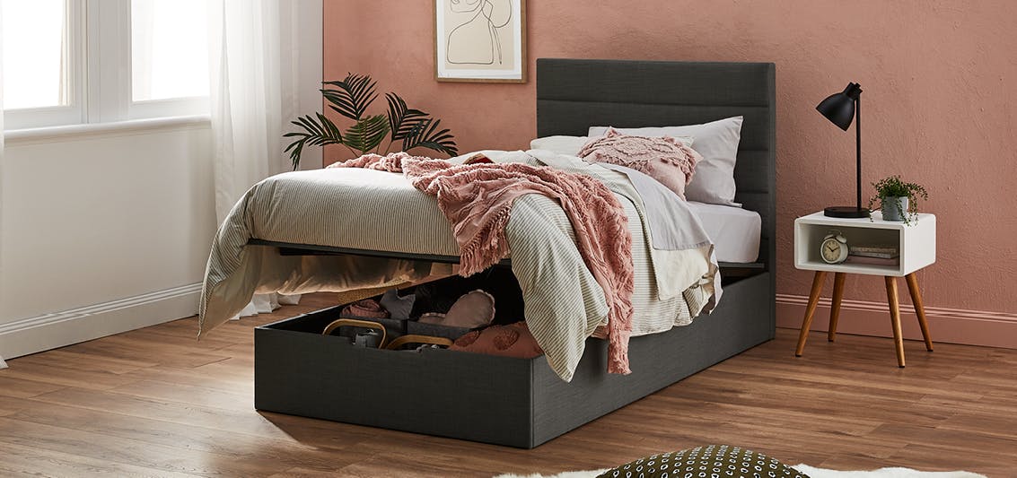 Bed Buying Guide & Tips to Sleep Better at Night | Snooze