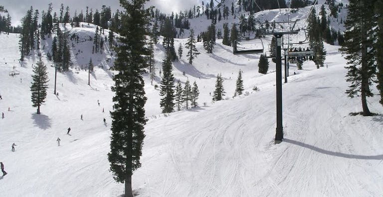 The 5 Best Ski Resorts in California for 2024/25 Season
