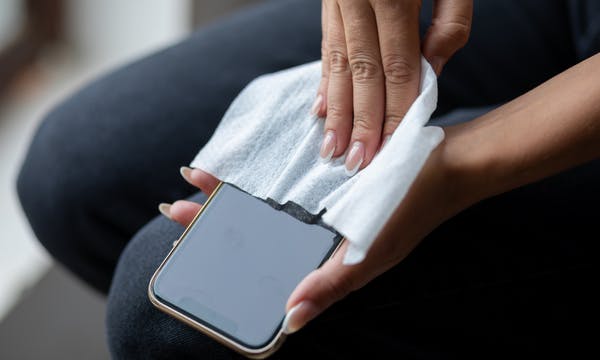 How to Correctly Clean and Sanitise Your Phone | Southern Phone