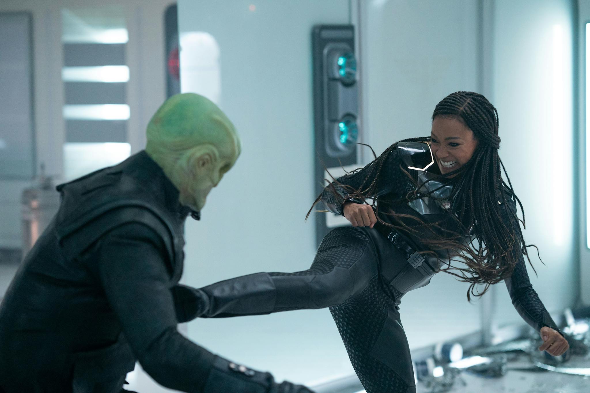 RECAP | Star Trek: Discovery 505 - 'Mirrors' | Star Trek