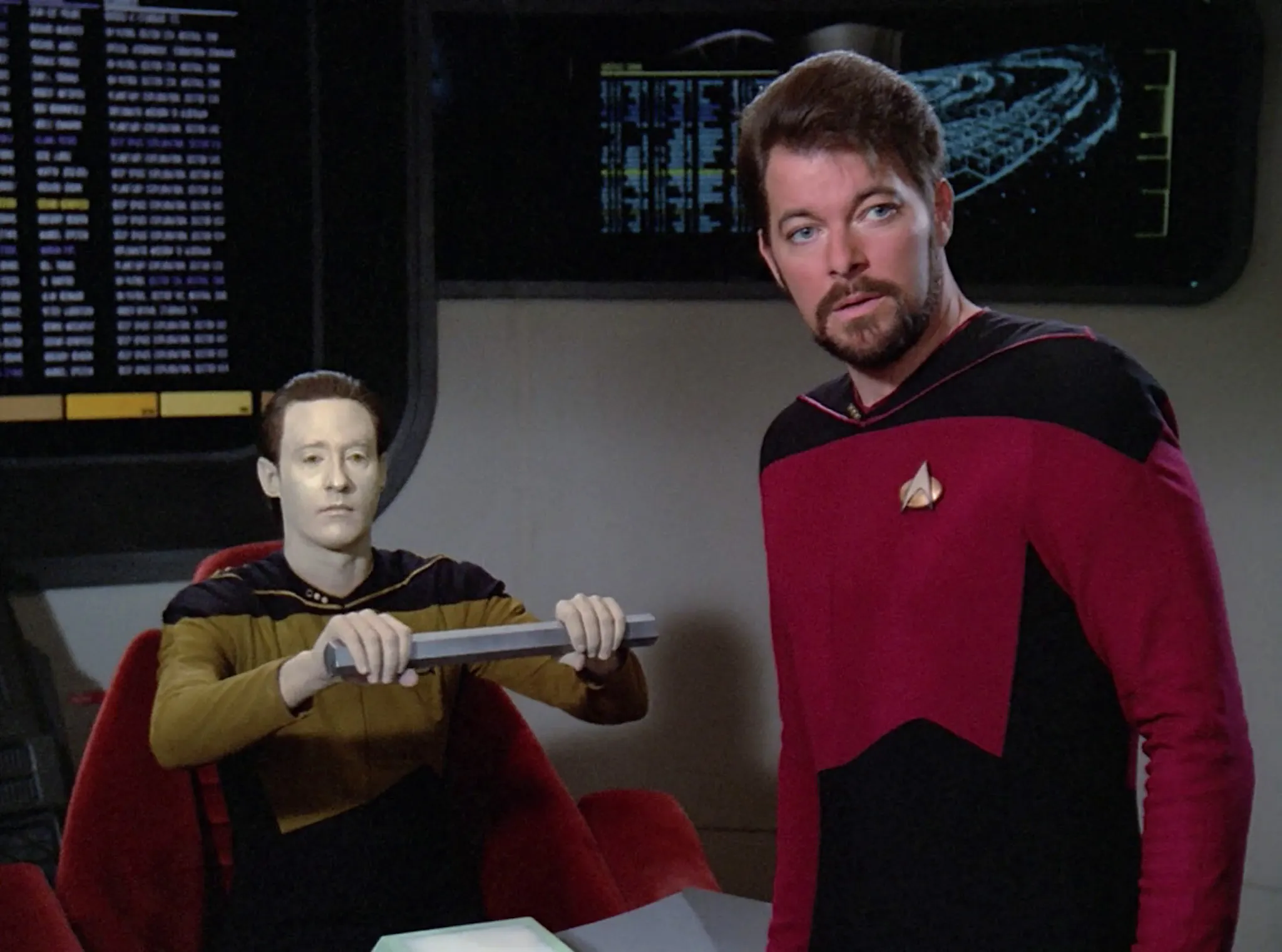 'The Measure of a Man' Demonstrates the Many Forms of Love | Star Trek