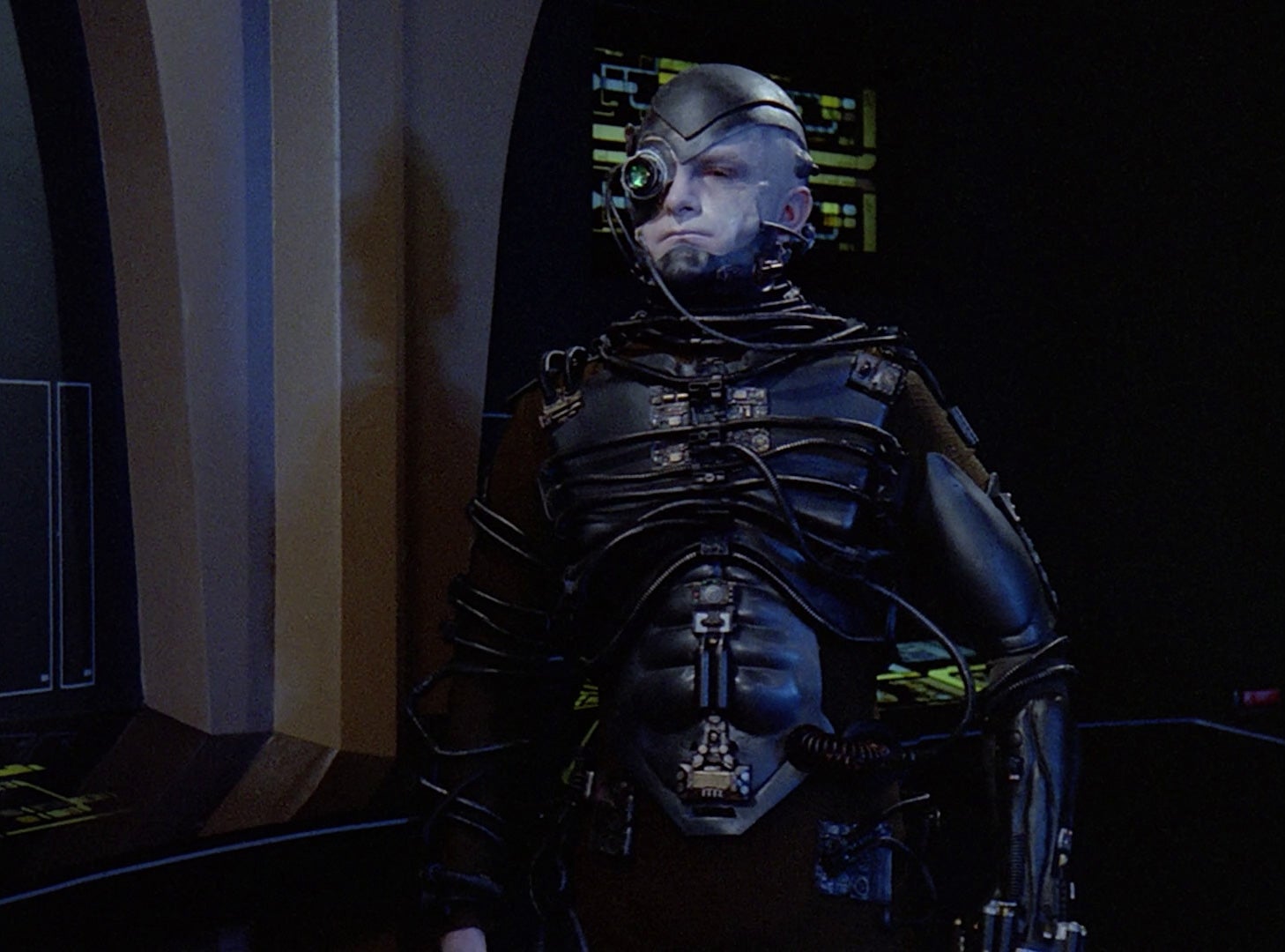 GALLERY: The First Contact With the Borg In Every Series | Star Trek