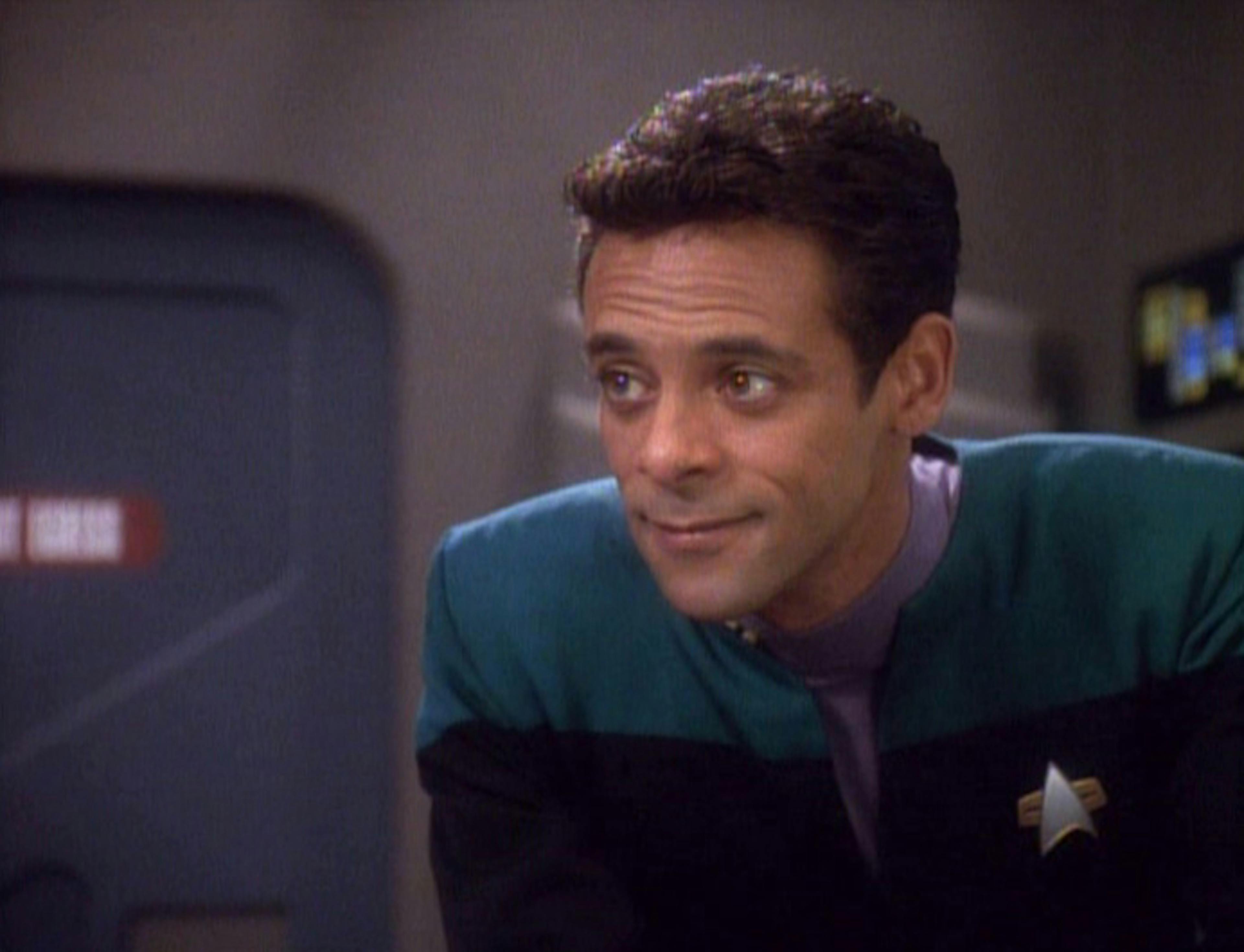 The Comforting Energy of Dr. Julian Bashir | Star Trek