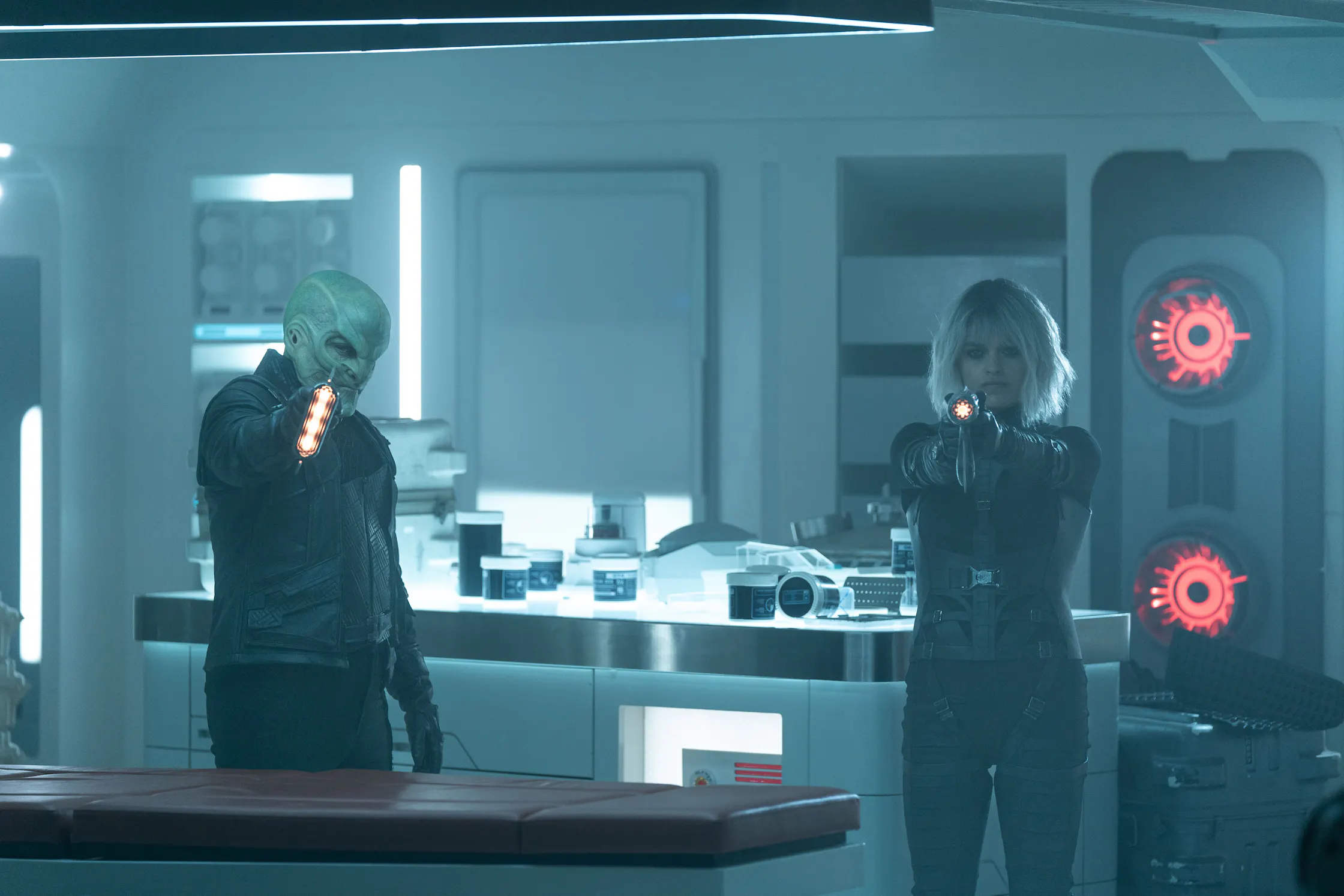 WARP FIVE: Eve Harlow and Elias Toufexis on Star Trek’s Unrelenting ...