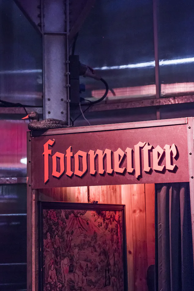 Scopitone - Design d'un photomaton Jägermeister | Studio Katra
