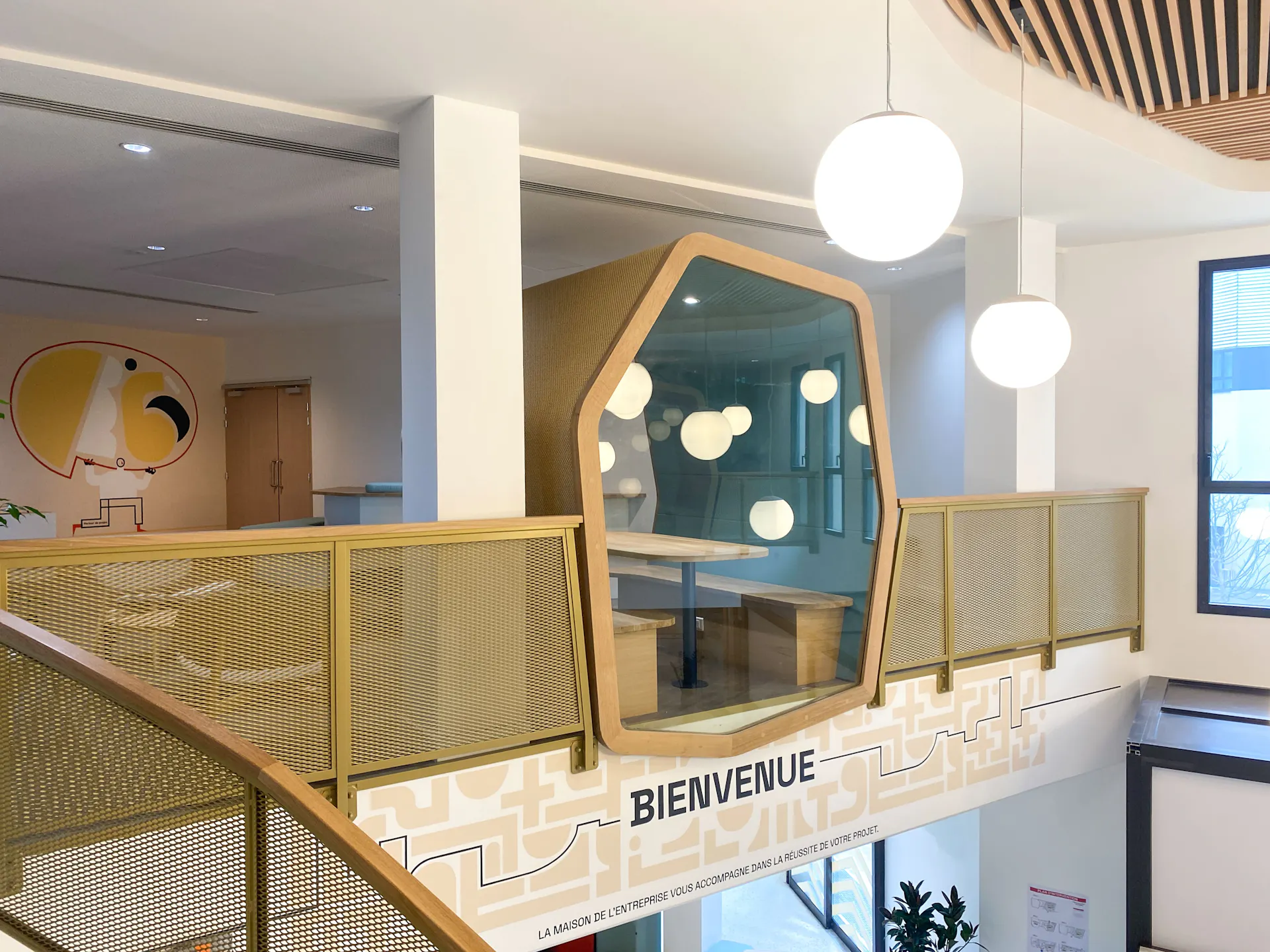 Aménagement intérieur de la Maison de l'Entreprise - Saint-Nazaire ...