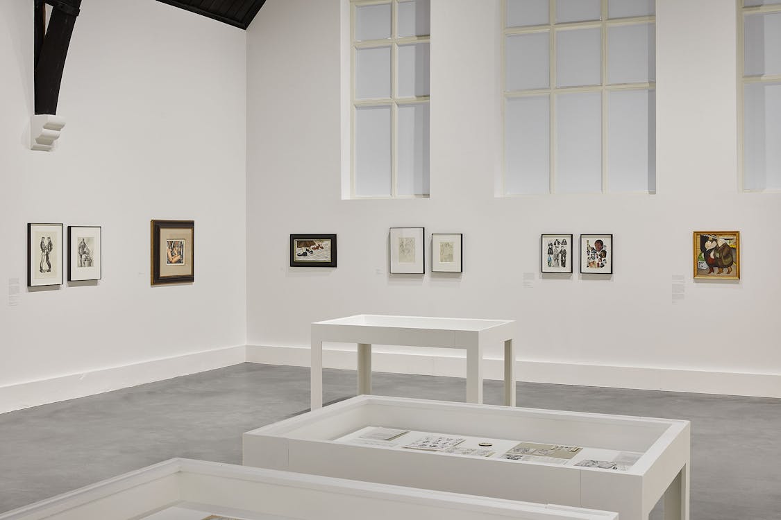 Beryl Cook / Tom of Finland - Studio Voltaire