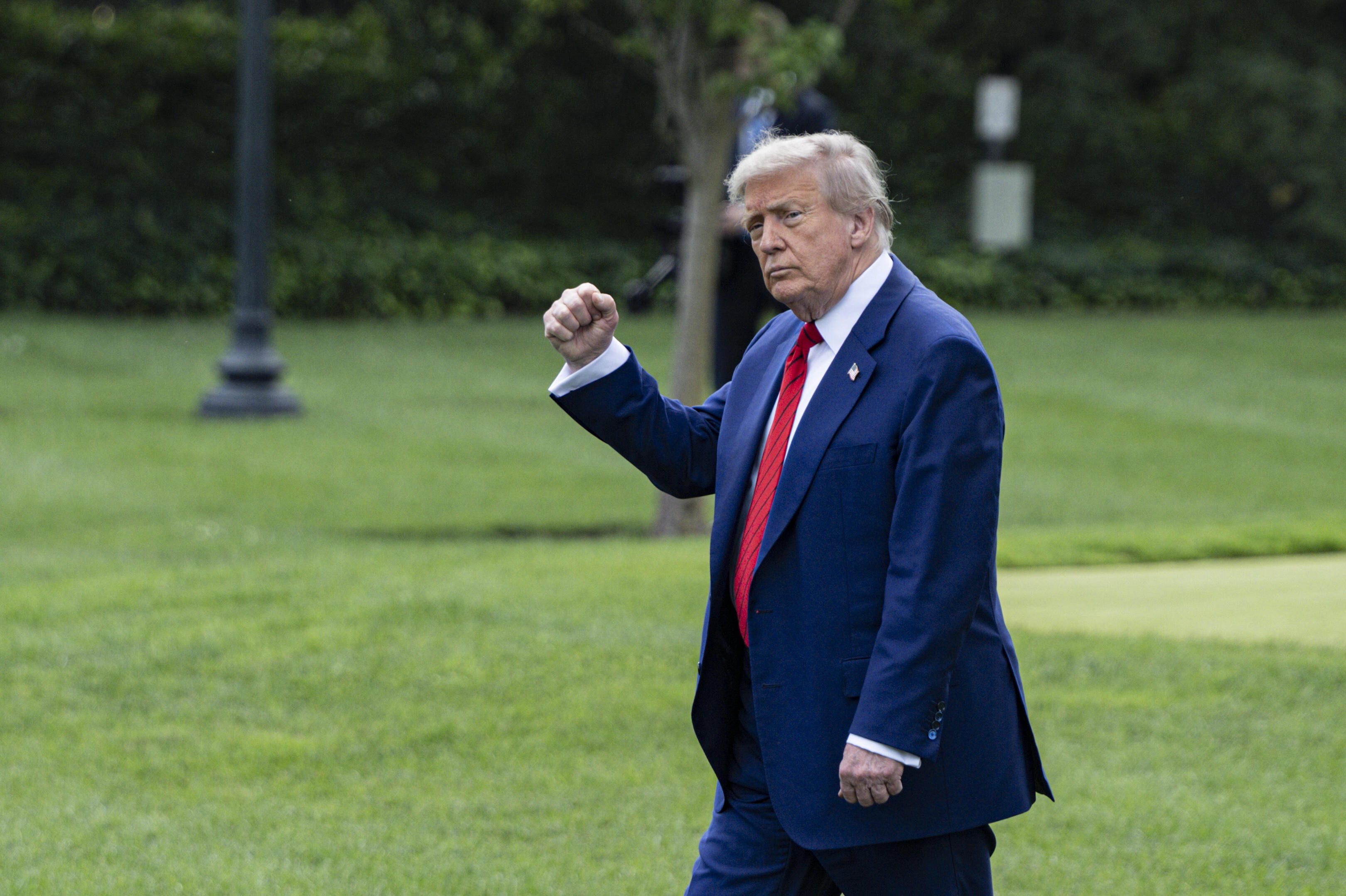 Militaire parade, G7, Poetin, Iran: dit was de week van Donald Trump