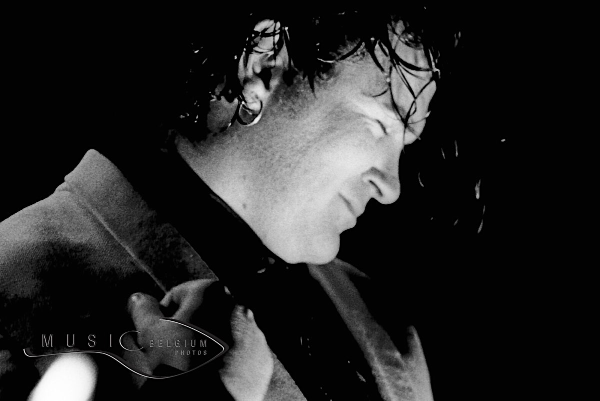 Born on October 8: Gavin Friday, the (arguably) craziest Irish artist ...