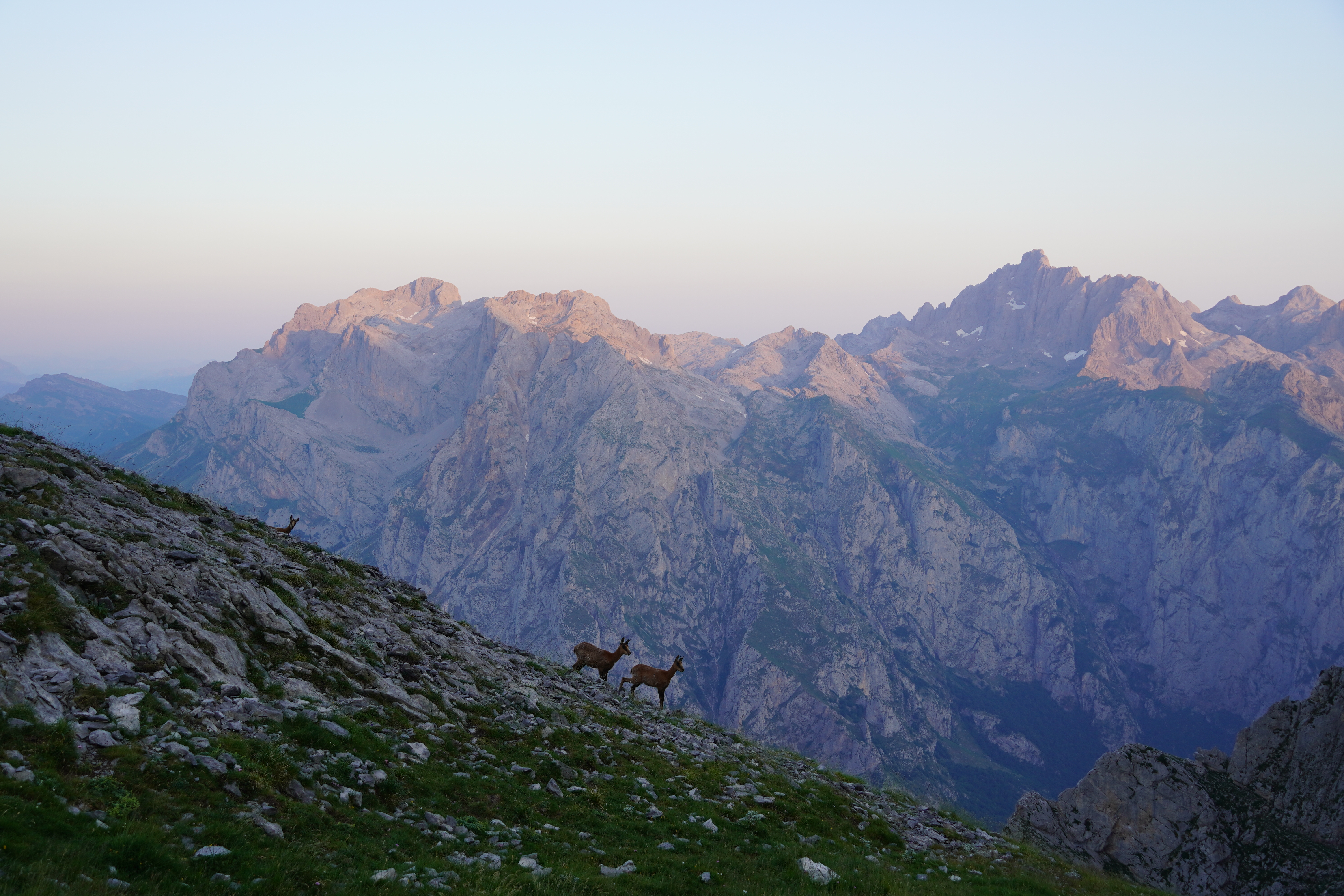 Take a Hike - Interactive guides for the best long-distance hikes