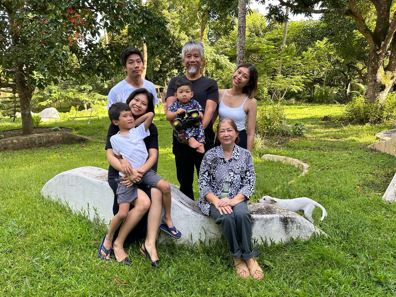 Best of Tatler Philippines: Golden Globes 2024: Hollywood spotlights ...