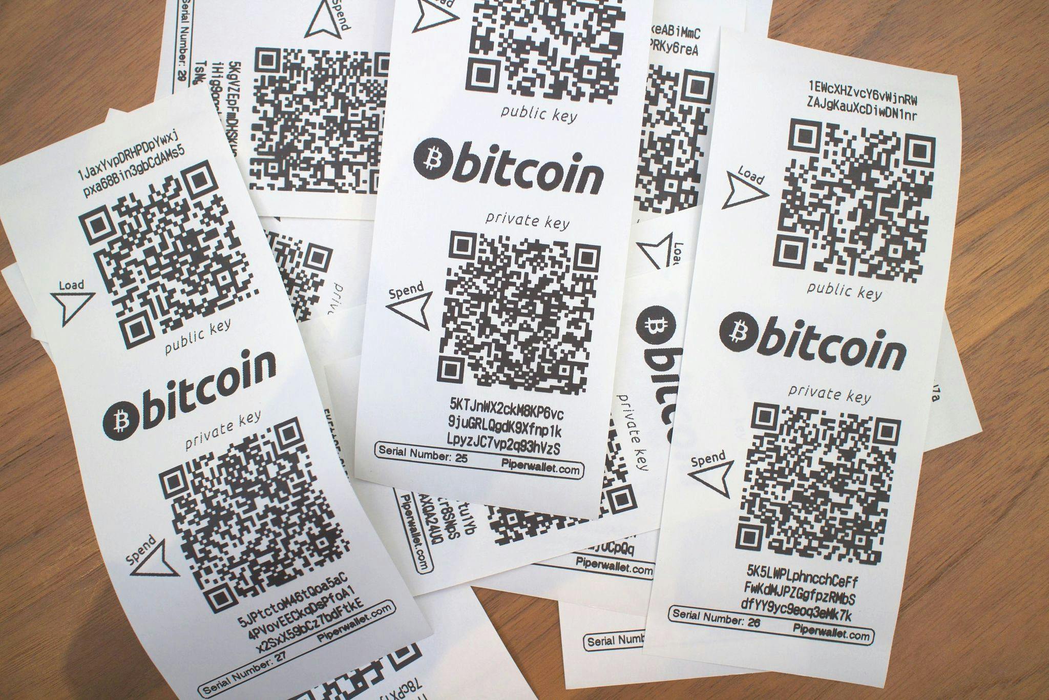CryptoGuide: How to create a Bitcoin paper wallet