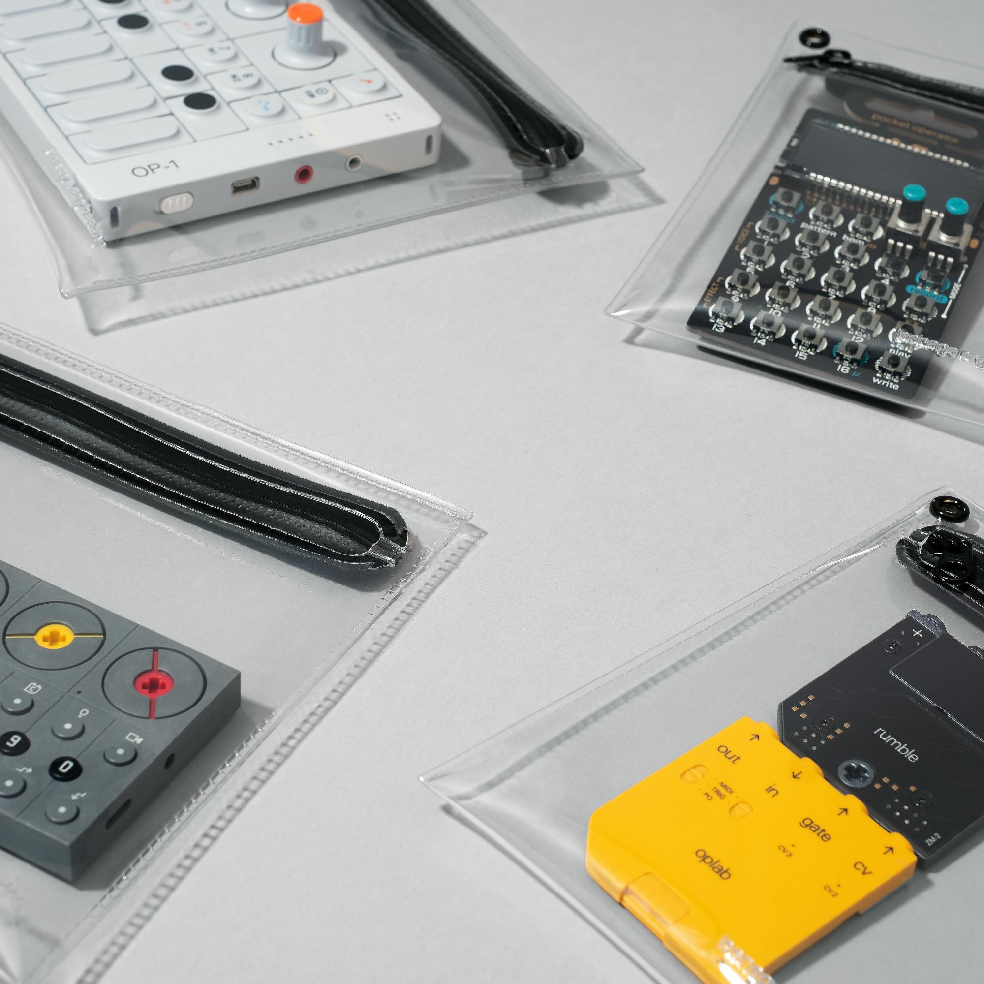 splash modular bag - teenage engineering