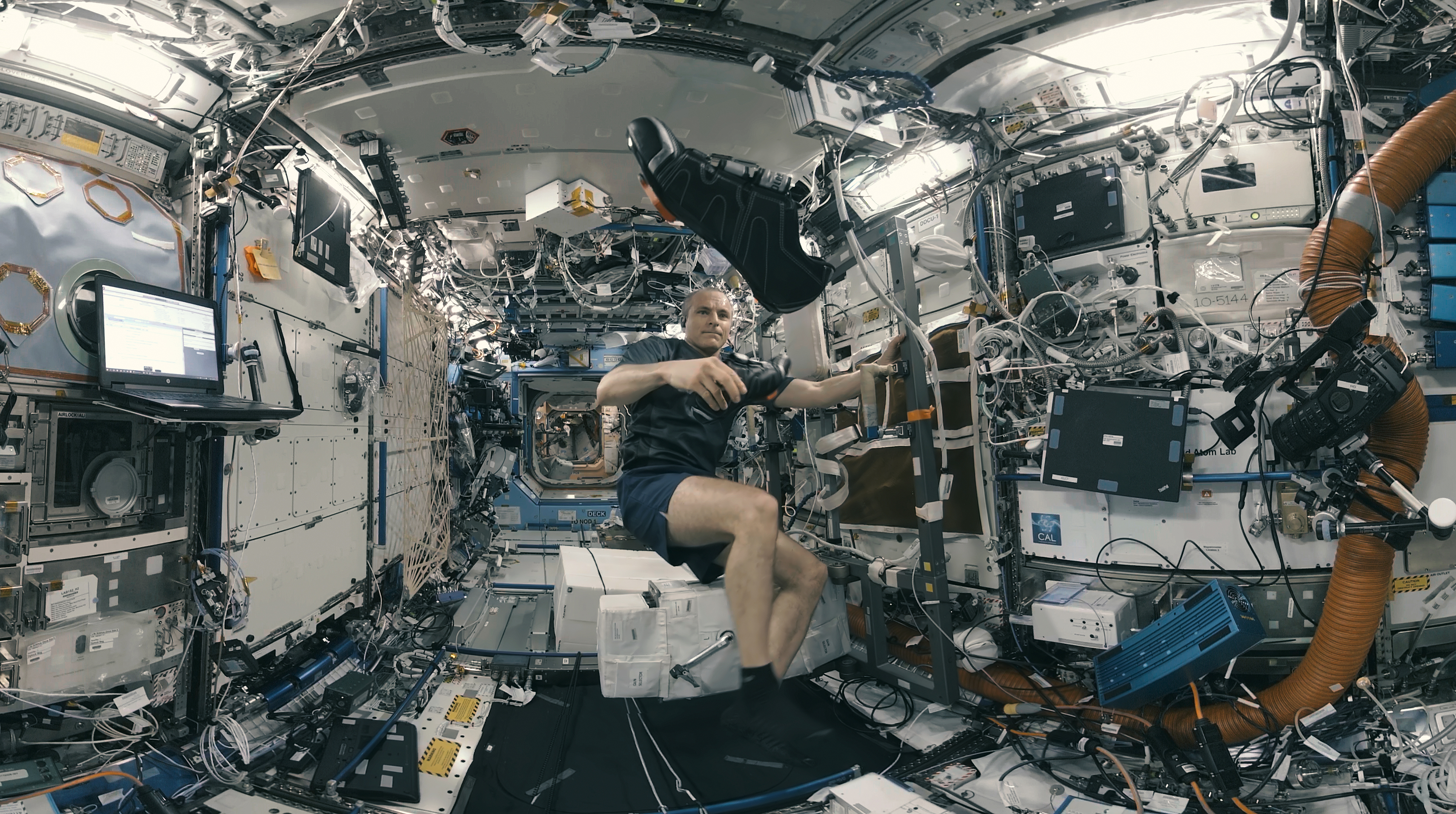 Space Explorers: The ISS Experience