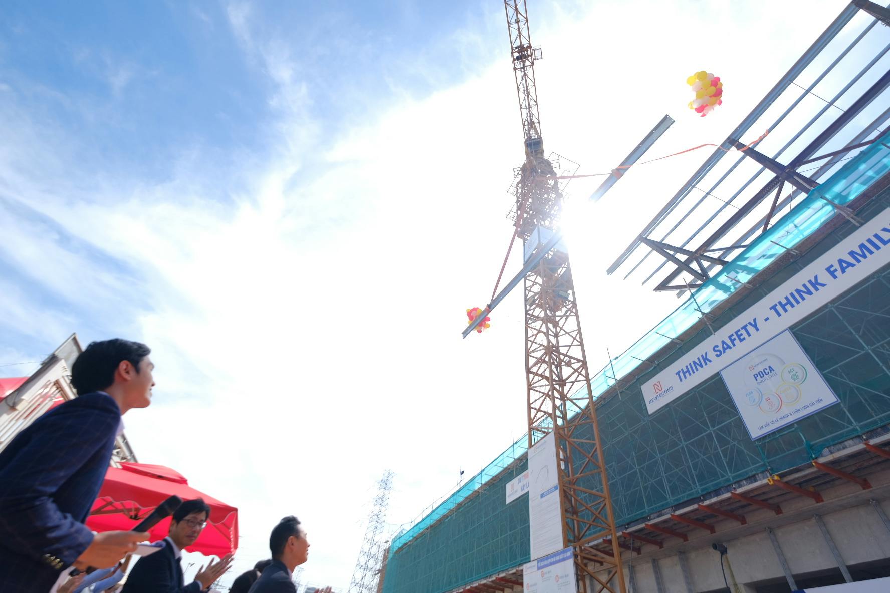 SORA gardens SC's Topping-off Ceremony | TOKYU Garden City - BECAMEX ...