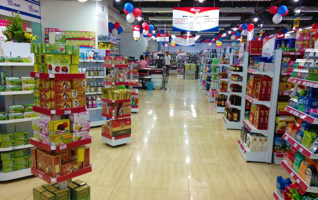 I.MART supermarket opened on the 2th floor at Becamex Tower | TOKYU ...