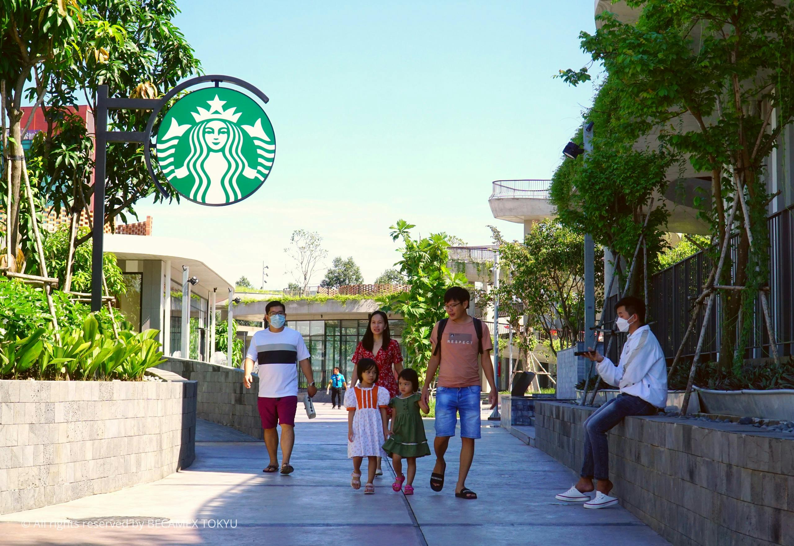 Hikari Commercial Area welcomes the world-famous coffee brand Starbucks ...