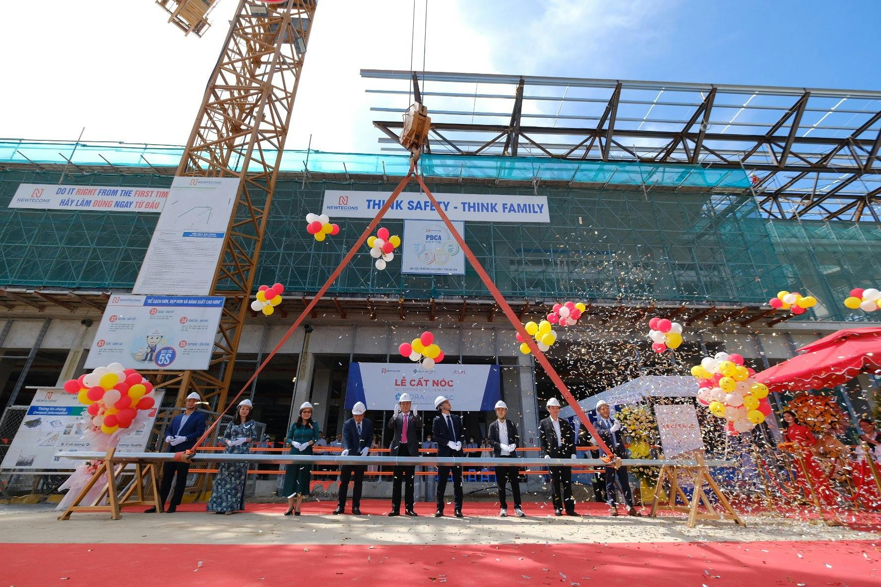 SORA gardens SC's Topping-off Ceremony | TOKYU Garden City - BECAMEX ...