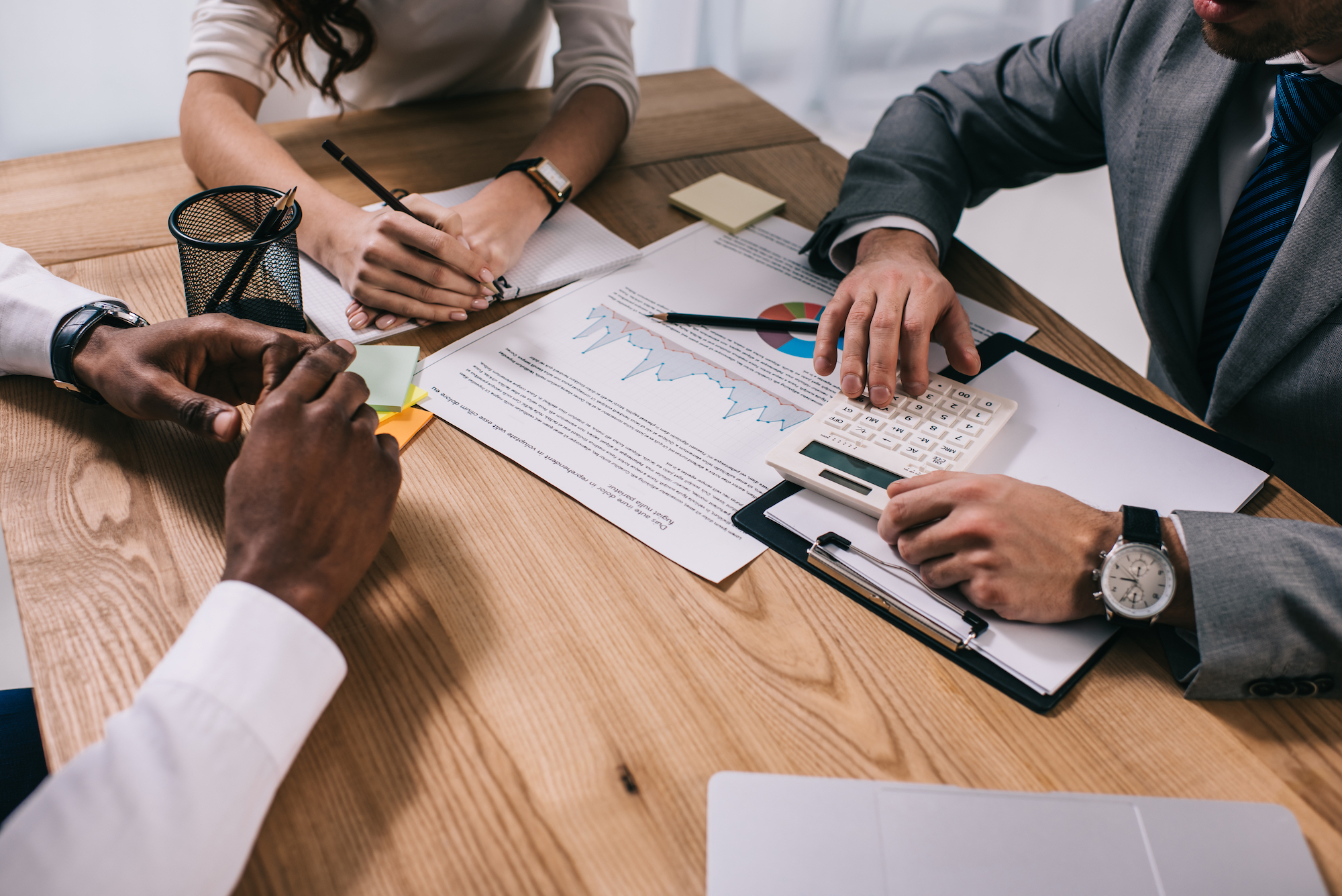 How to measure financial happiness | The Decision Lab - The Decision Lab