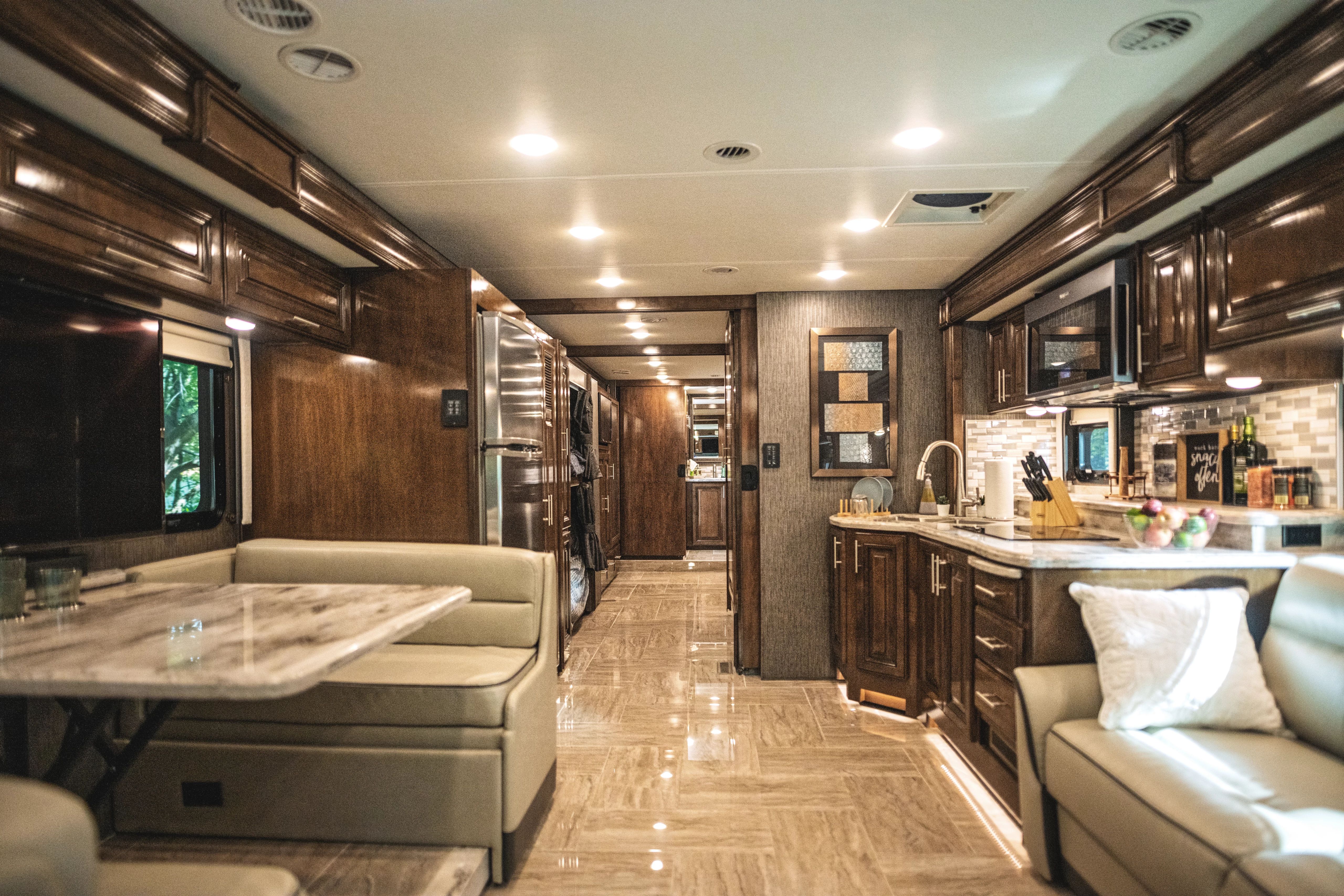 What Is a Class A Motorhome and What Do They Offer? - THOR Industries