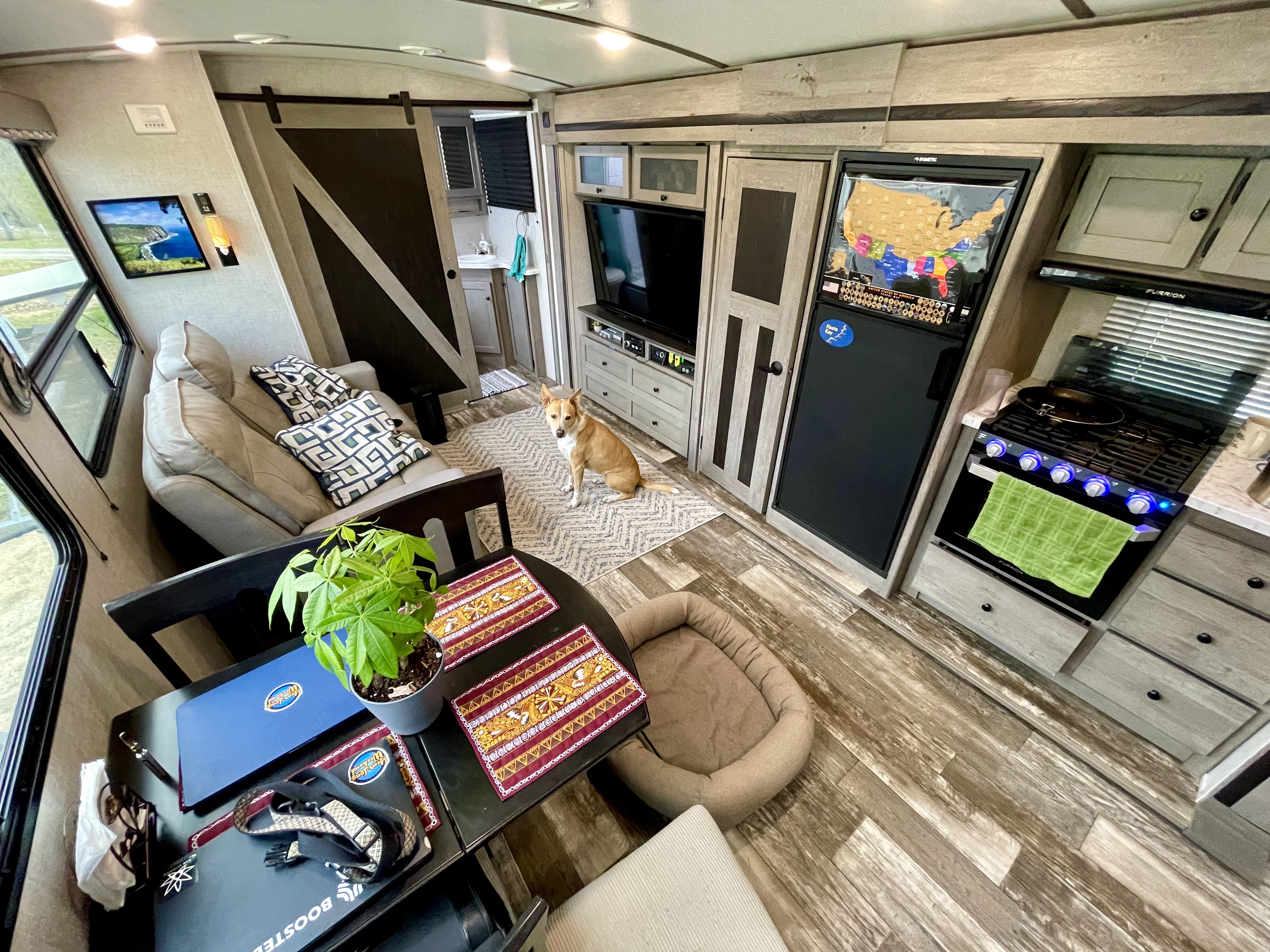 Is A Travel Trailer Right For You? - THOR Industries