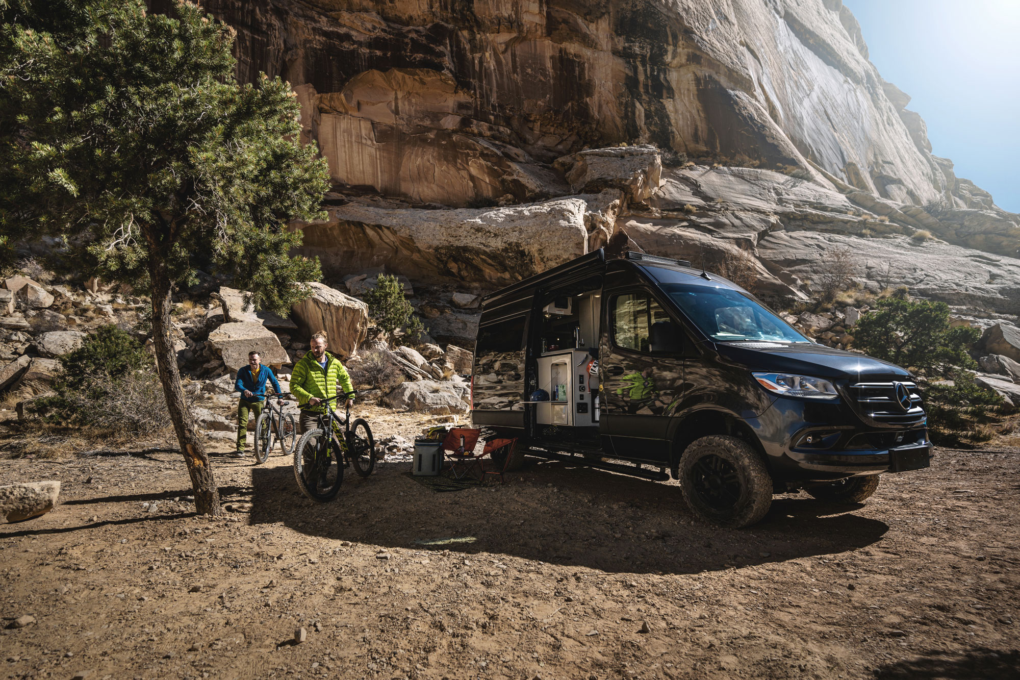 Explore Thor Motor Coach Products and Motorhome Brands - THOR Industries