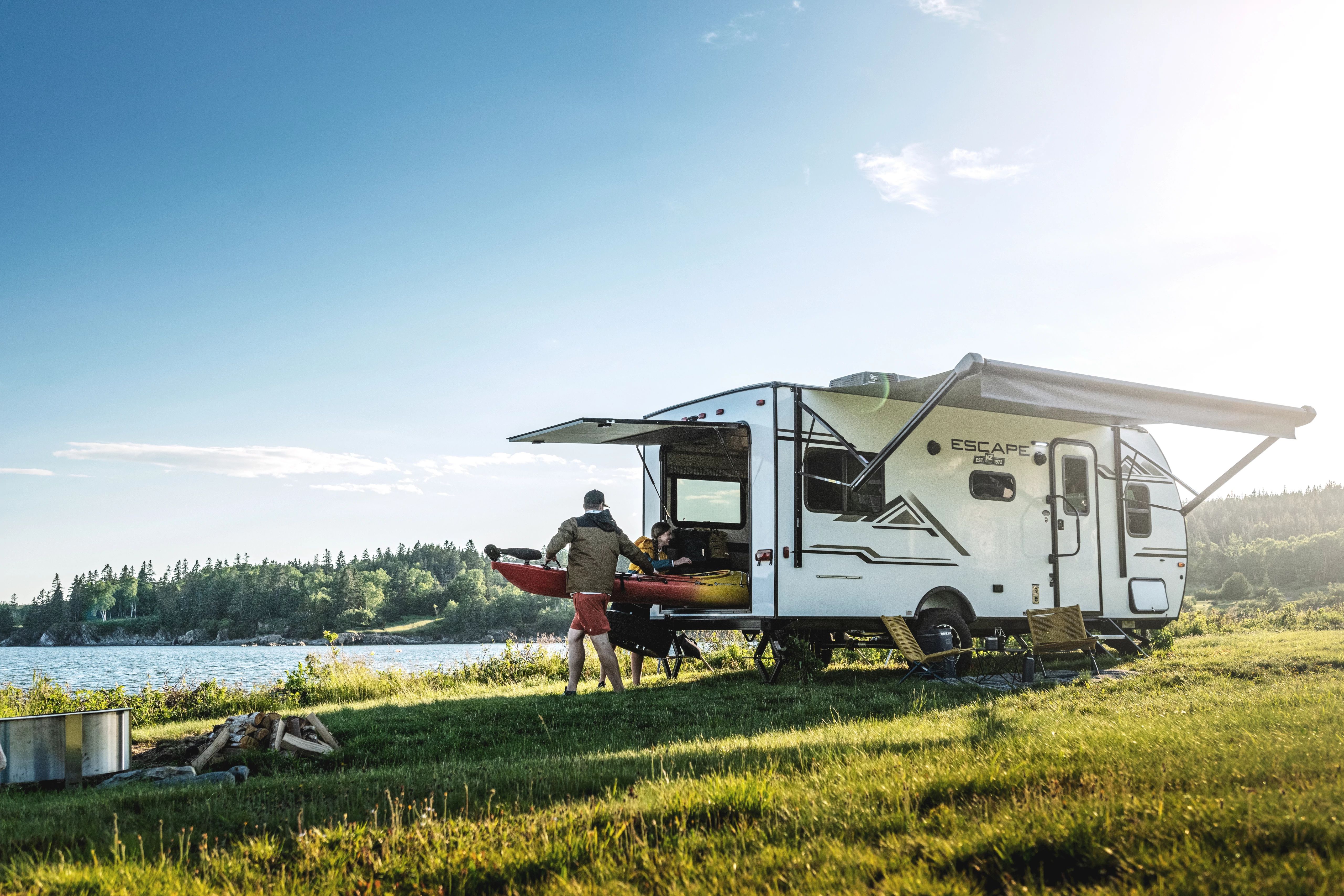 Lightweight Travel Trailer Features - THOR Industries