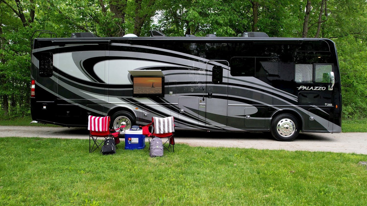 Diesel Toy Hauler Motorhome