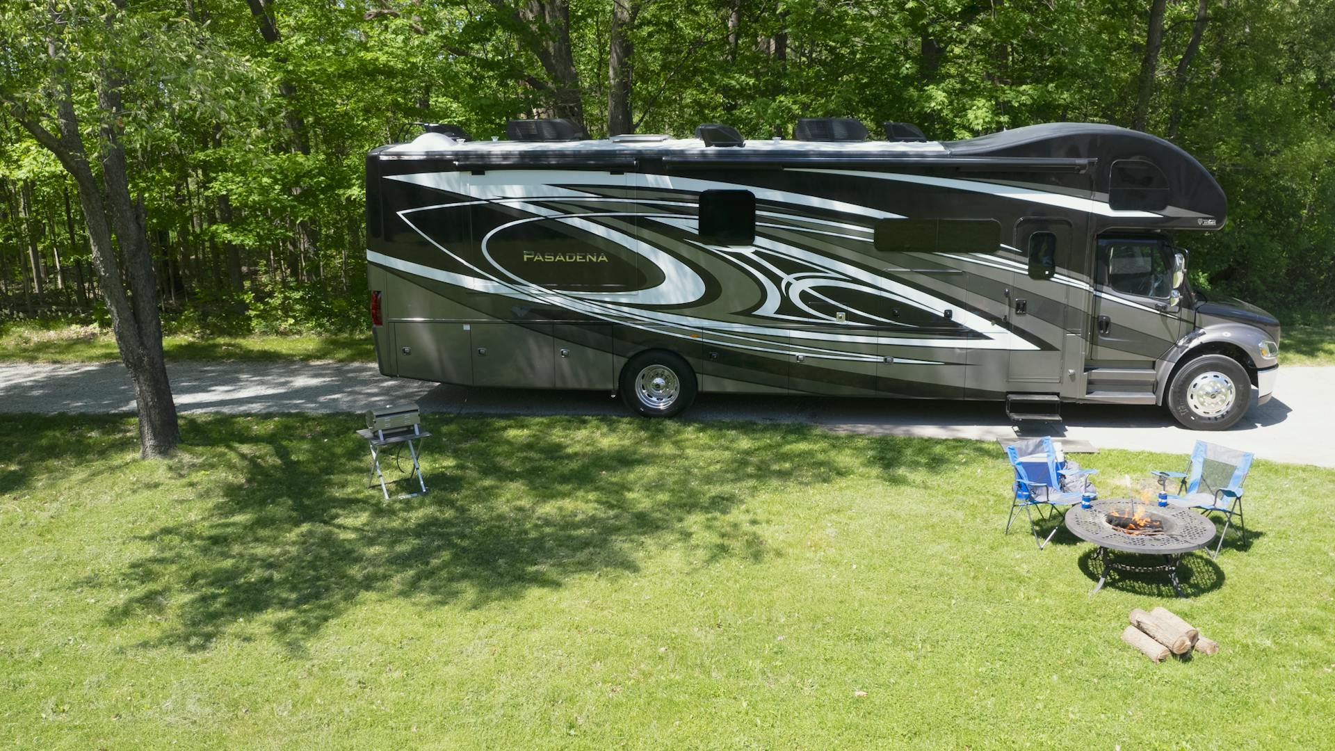 Mega C Thor Motor Coach