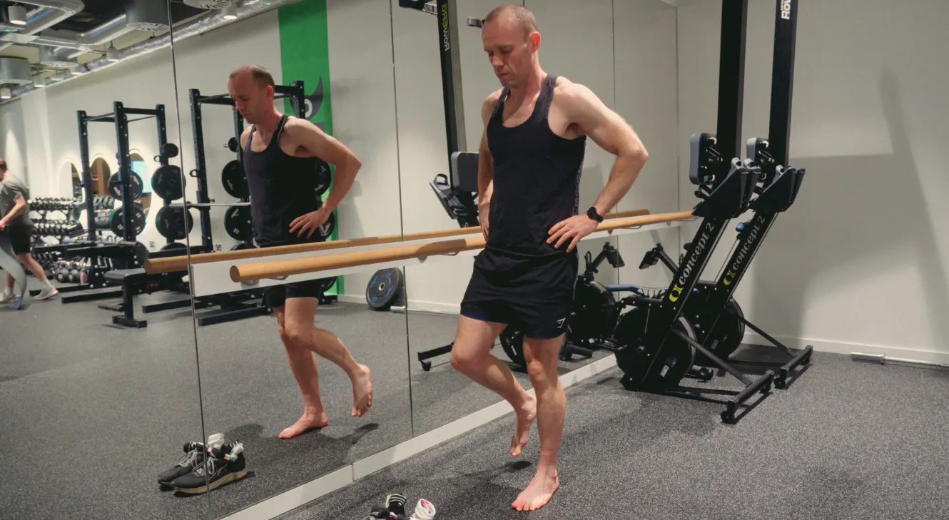 Single-leg stand: A simple measure of balance and strength