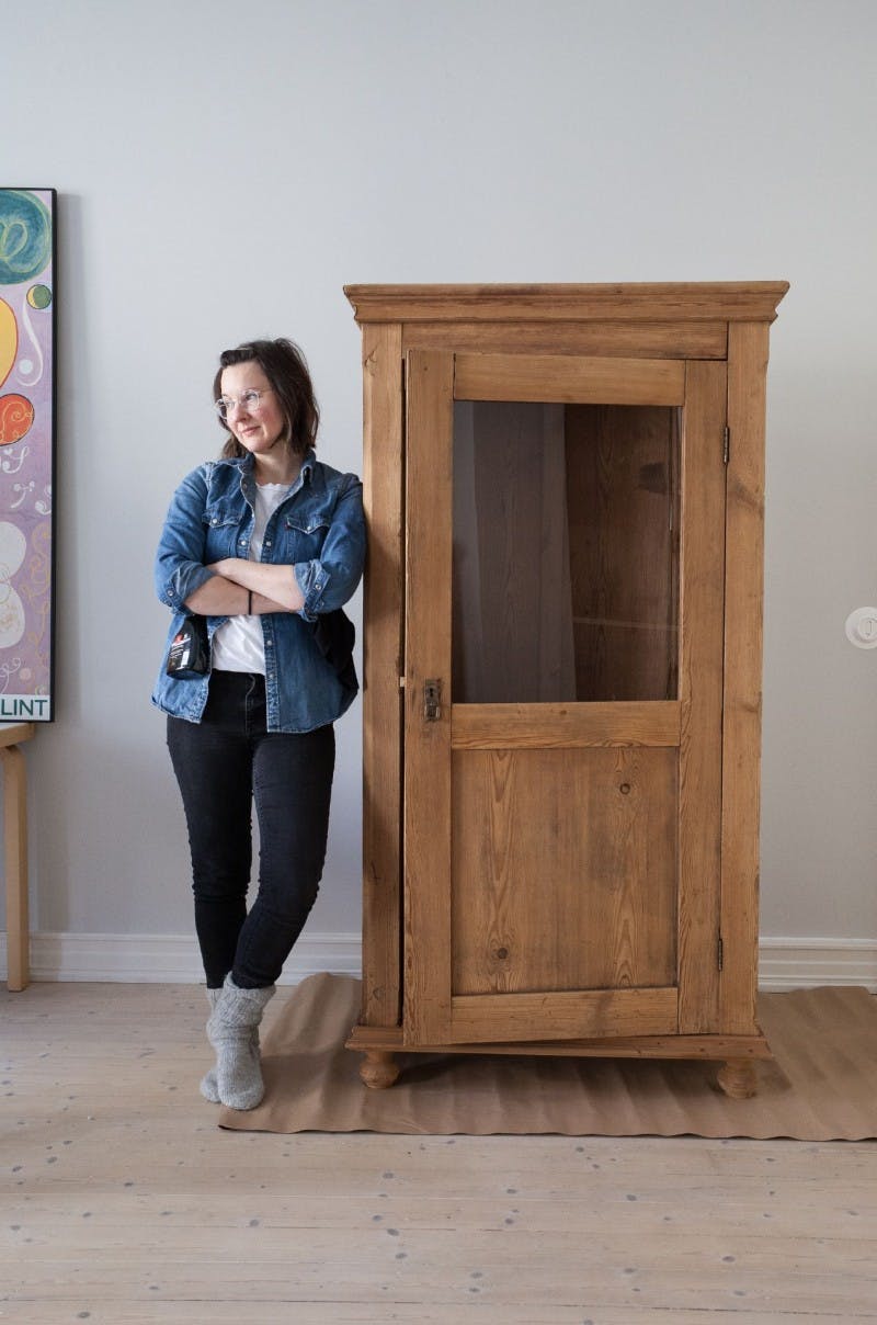 How To Transform A Rustic Wooden Cabinet | Tikkurila