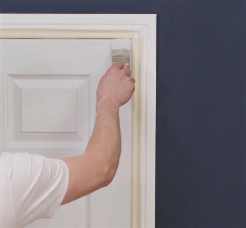 How to paint a door: Step-by-step guide | Tikkurila UK