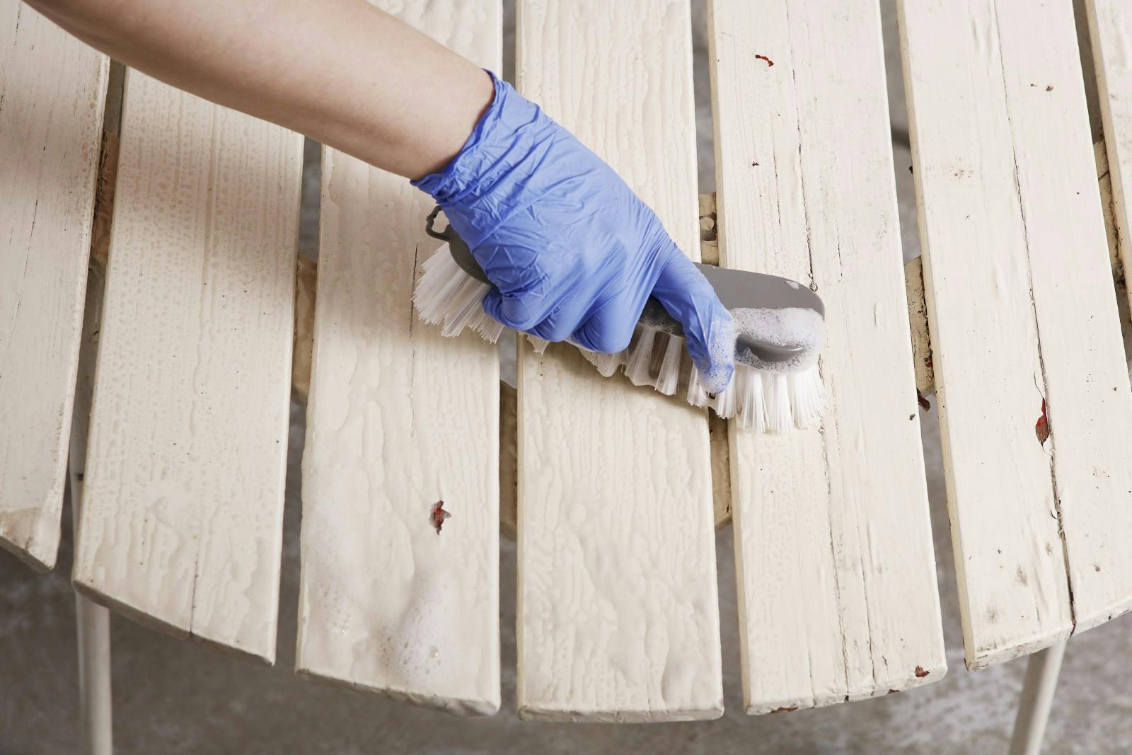 Restore your garden table | Ideas For Exteriors | Tikkurila