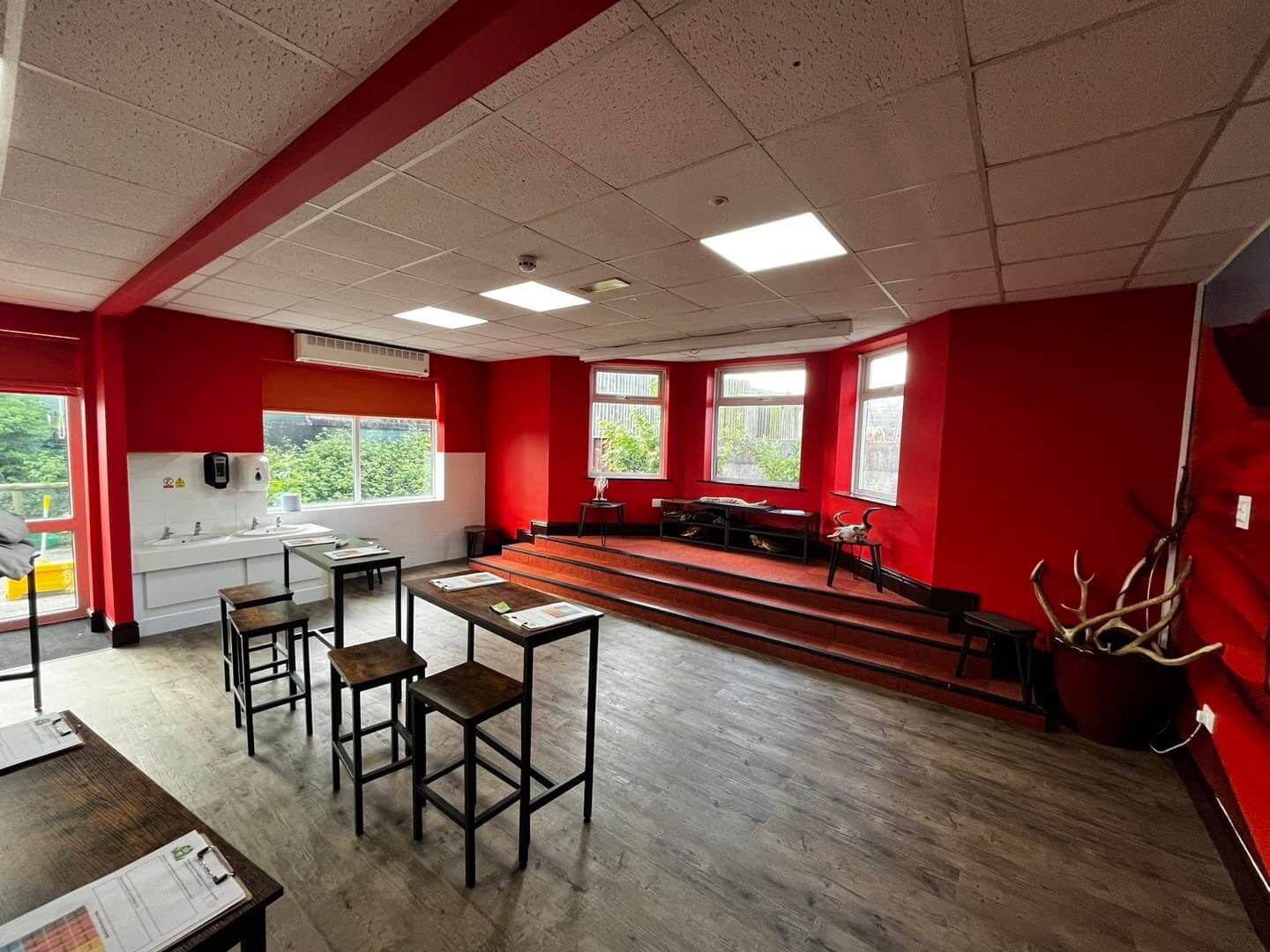 Blackpool Zoo | Professional Case Study | Tikkurila