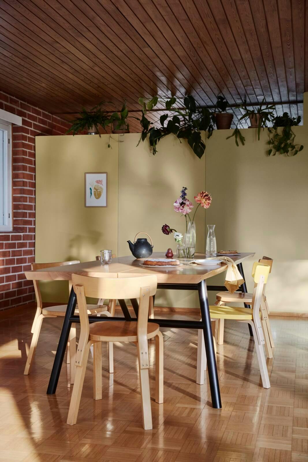 Caramel Paint Colours