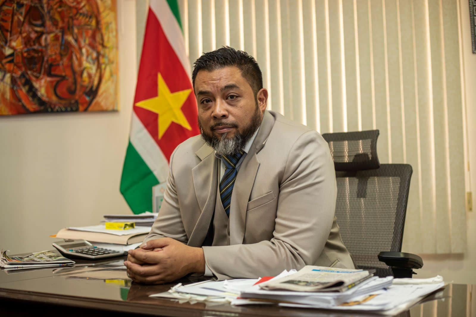 Bronto must reel in 50,000 votes