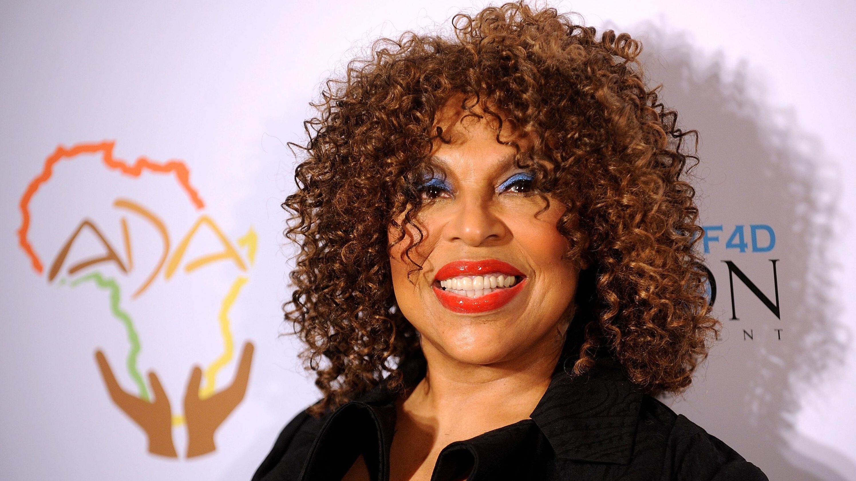 Roberta Flack, Grammy Award-winning singer, dead at 88
