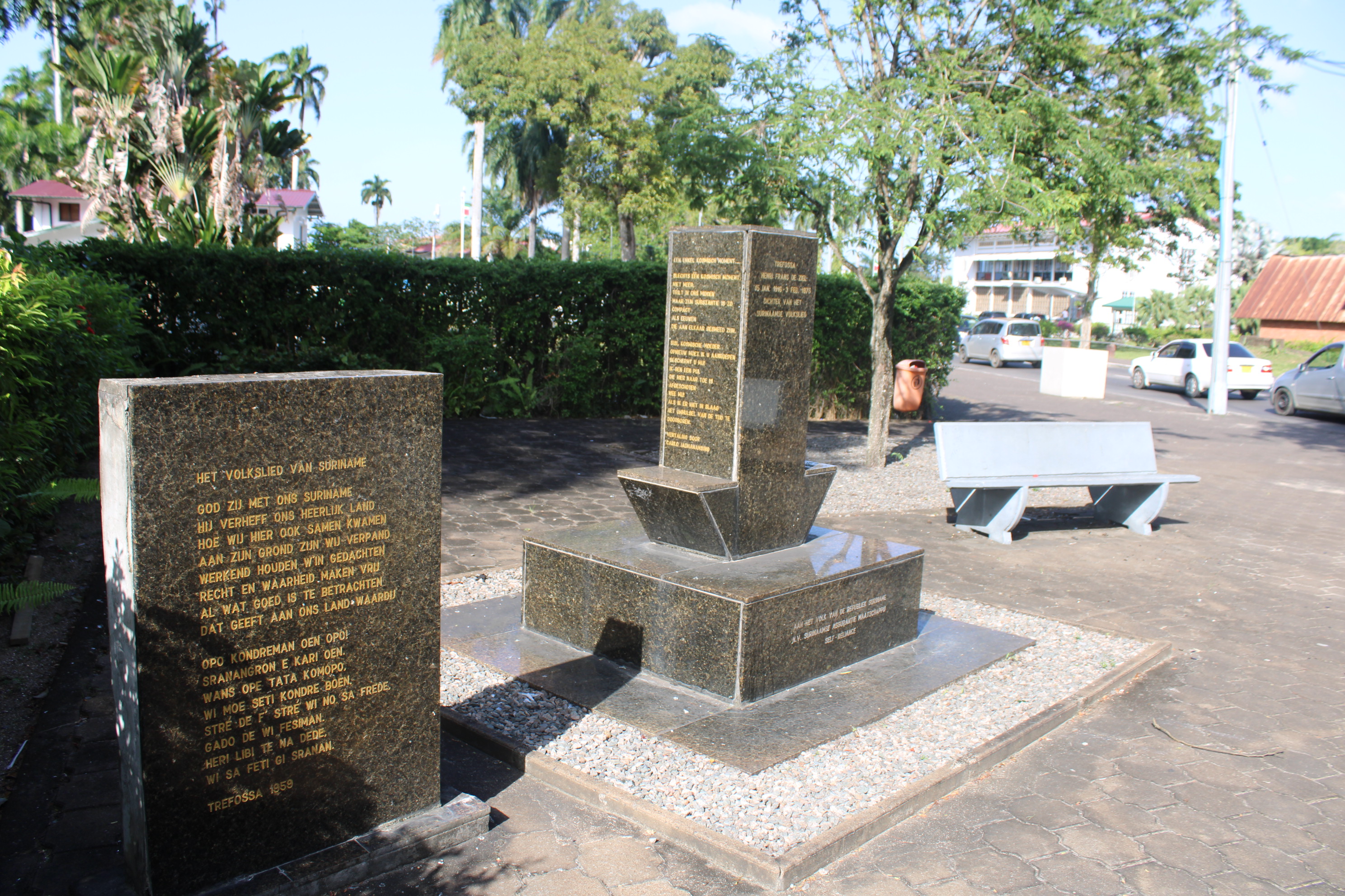 Bust of Trefossa stolen