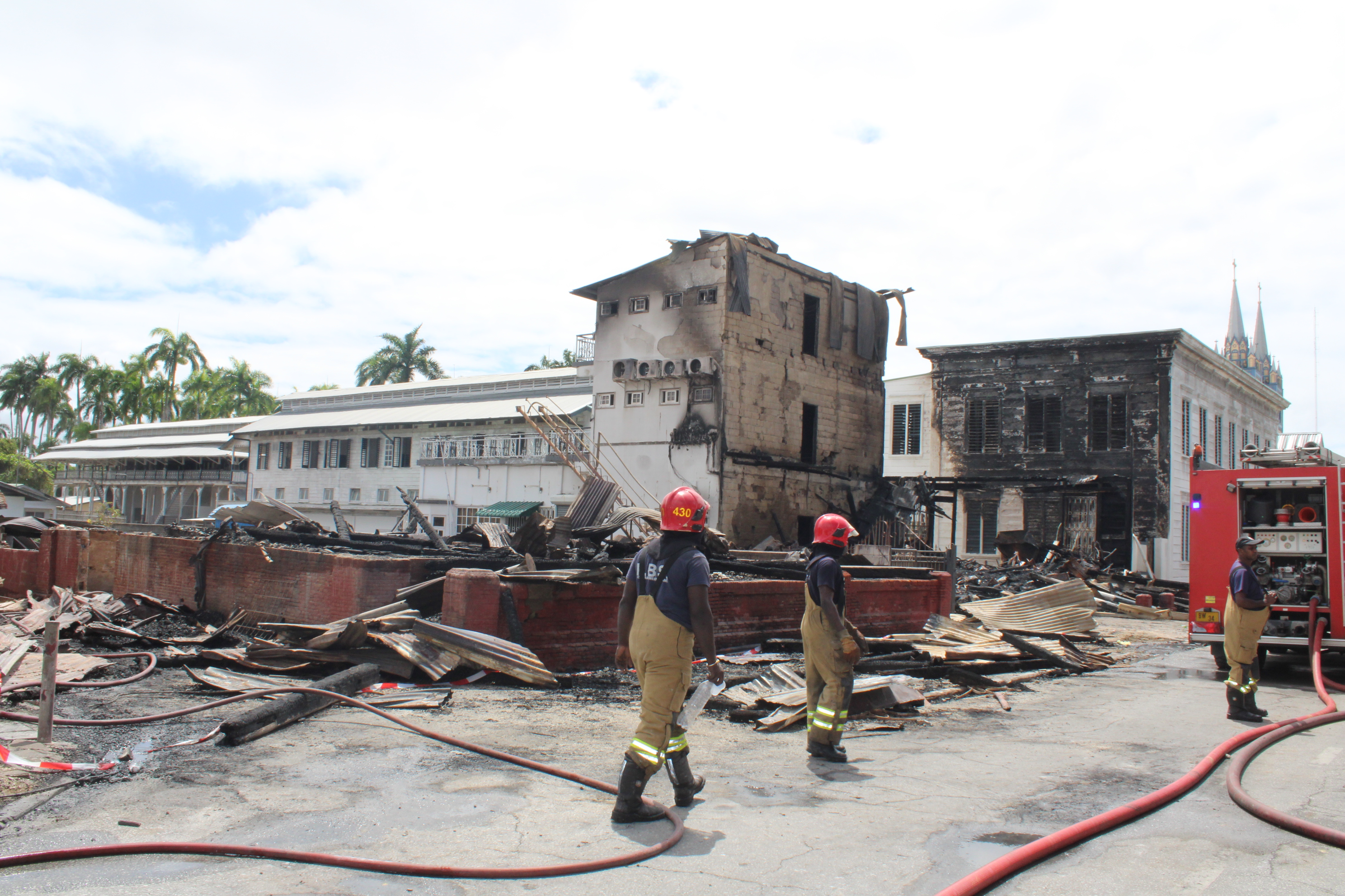 “Brand Henck Arronstraat pijnlijke klap voor Surinaams erfgoed”