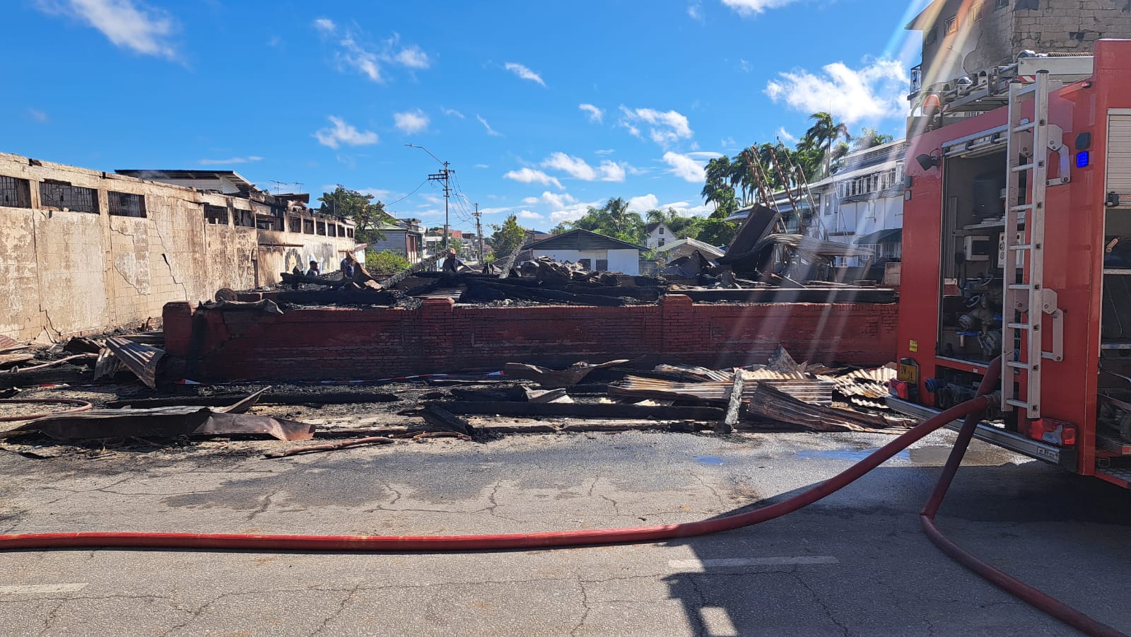 “Geen overhaaste opruiming afgebrande historische panden Henck Arronstraat”