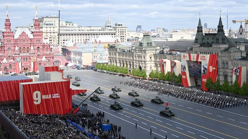 Militaire parade in Moskou, met EU-leider en Noord-Koreanen