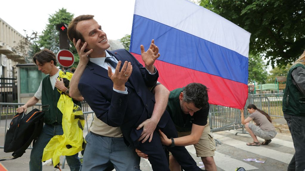 Greenpeace steelt wassen beeld van Macron om Franse banden met Rusland