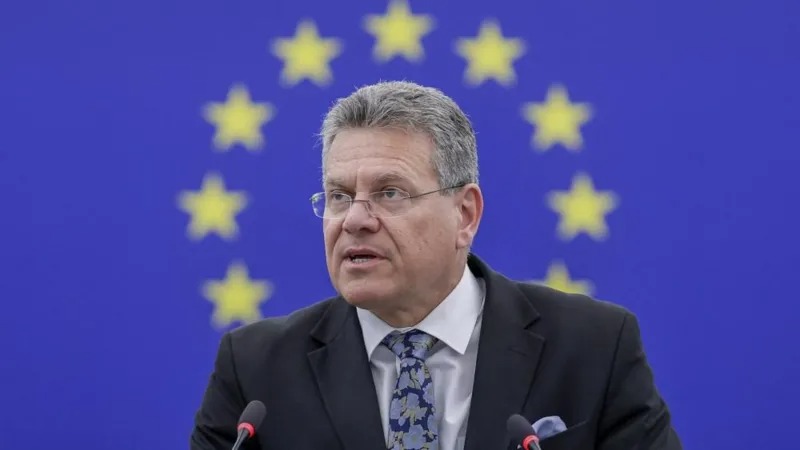 EU calls for 'respect' after Trump threatens 50 percent tariffs