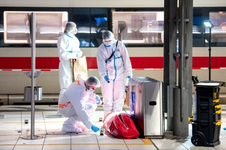German woman arrested after mass stabbing at Hamburg train station