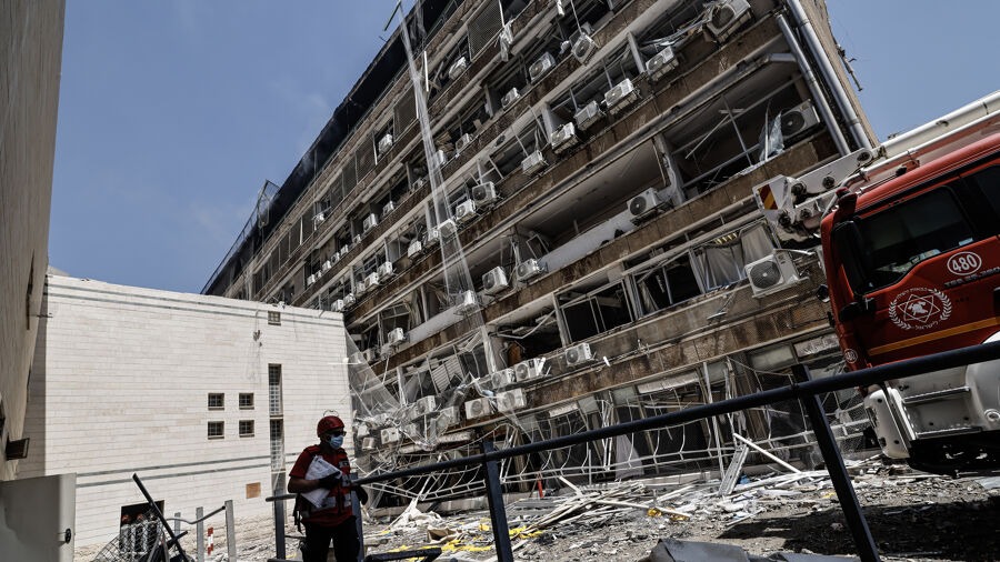 Amerikaans president Trump "zal binnen 2 weken beslissen of VS zich ...