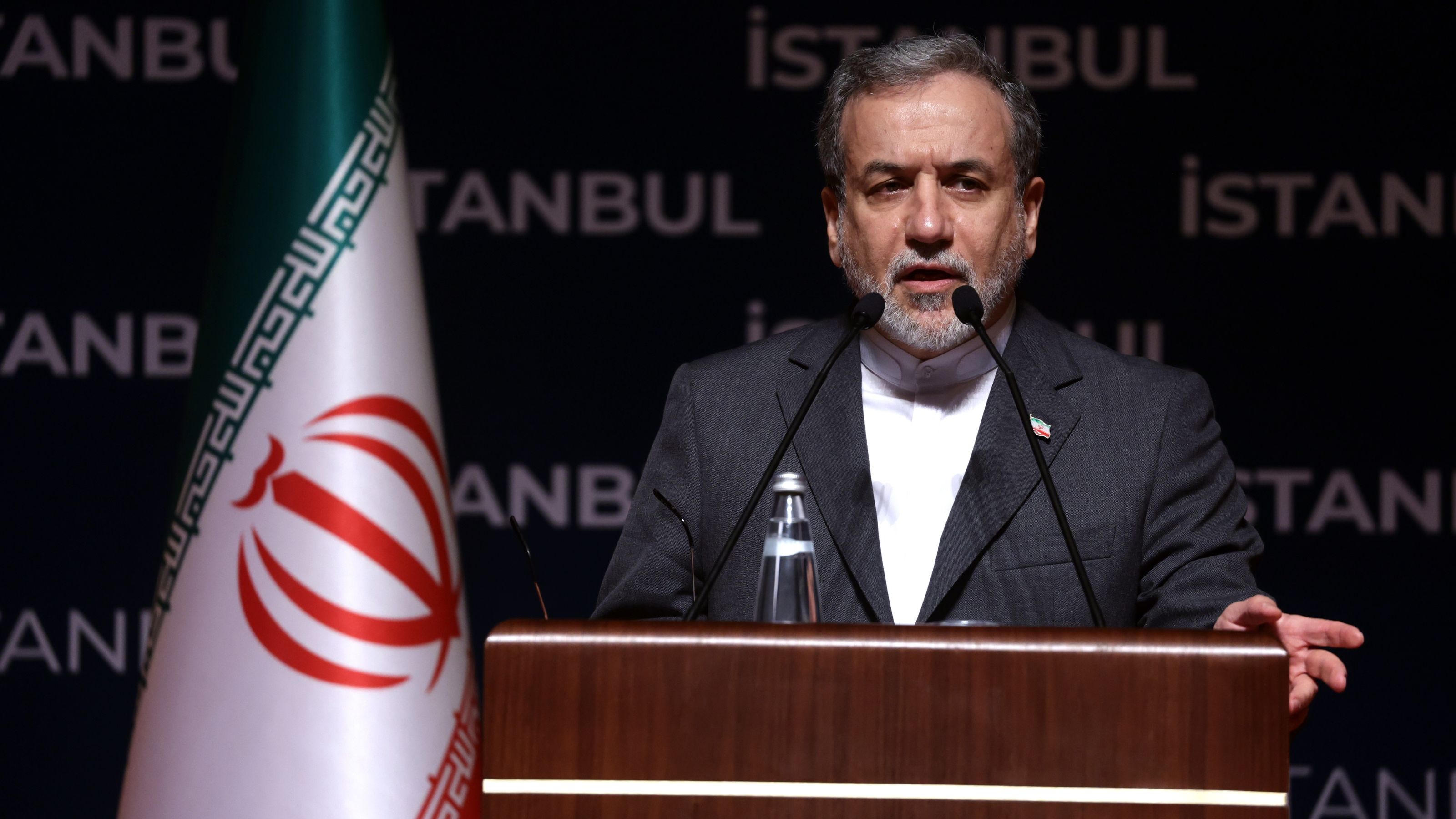 Stevige taal vanuit Iran na aanval van VS Dikke rode lijn overschreden