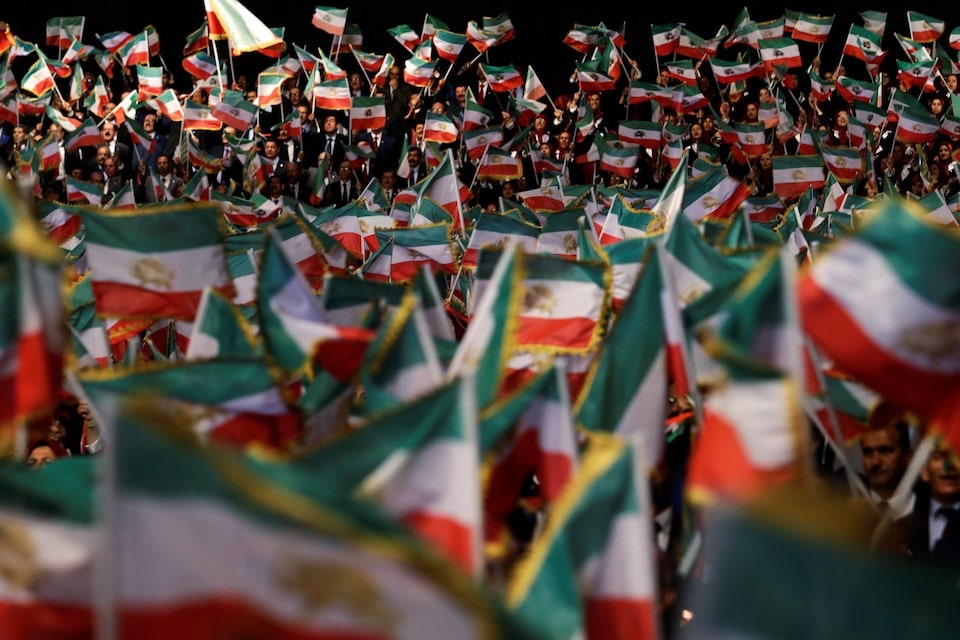 Iran executes two members of opposition group