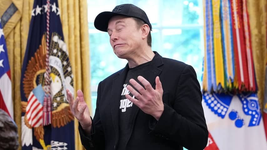 Tesla-baas Musk krijgt mogelijk megabeloning van 1 biljoen dollar