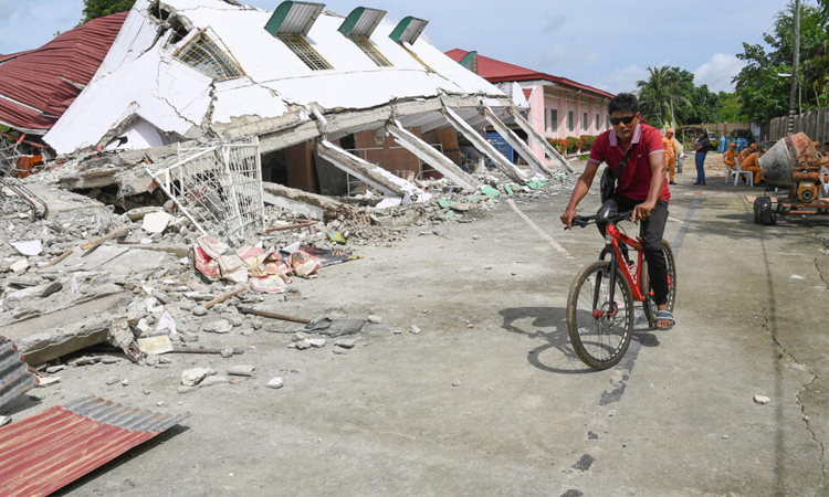 Philippine quake death toll rises to 72